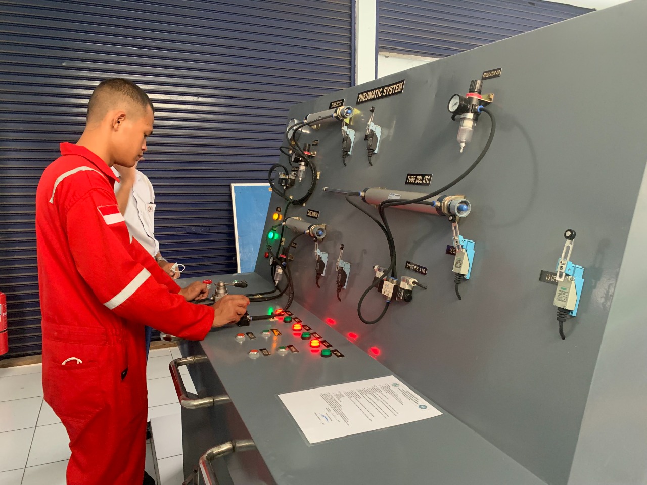 Laboratorium Listrik dan Elka – Fakultas Vokasi Pelayaran