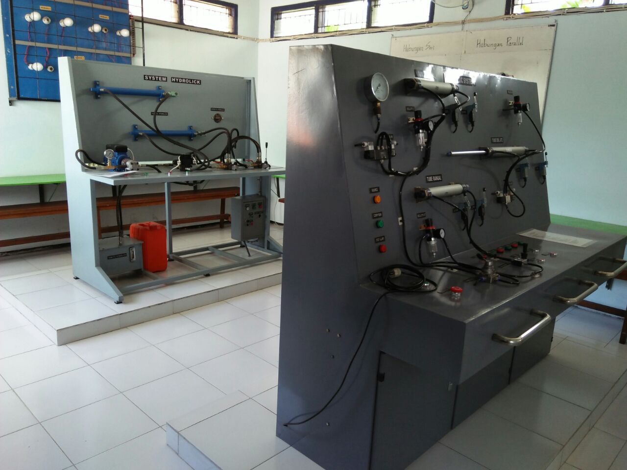 Laboratorium Listrik dan Elka – Fakultas Vokasi Pelayaran