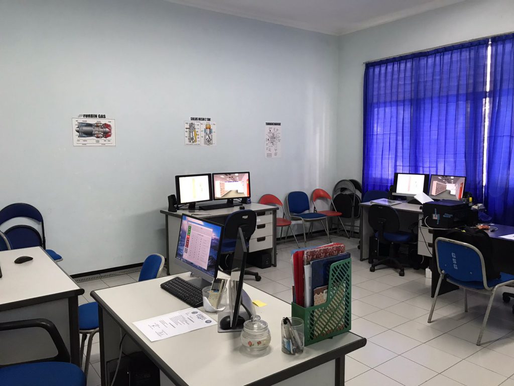 Engine Room Simulator – Fakultas Vokasi Pelayaran